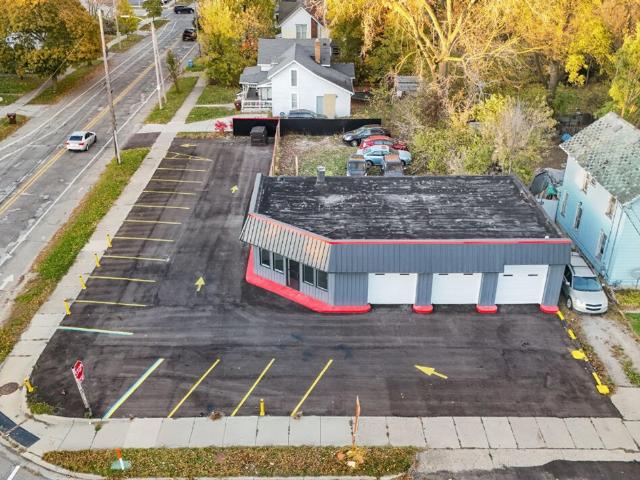 226 W Cesar E Chavez Ave
