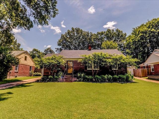 226 w edwin cir