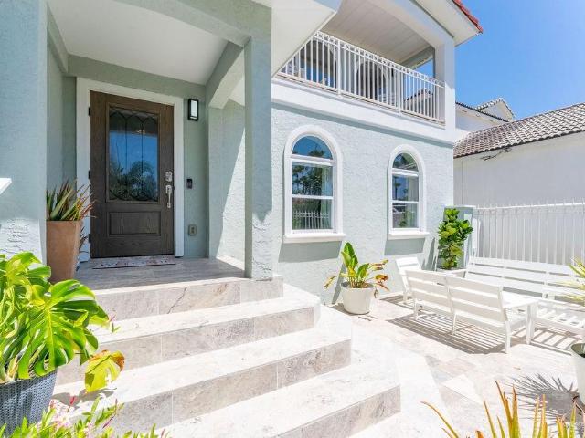 226 W Sunset Drive