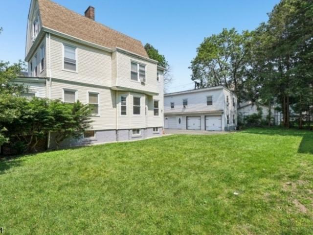 226 Waverly Pl