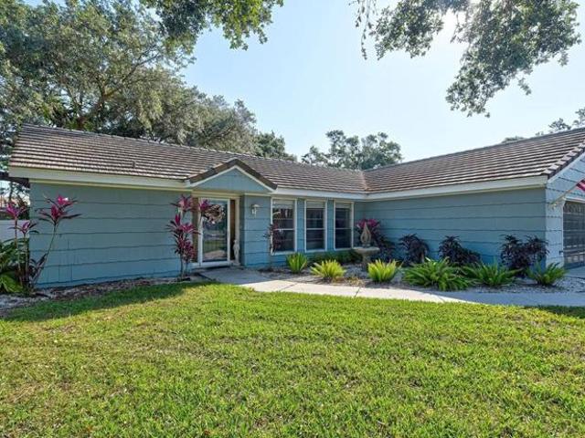 2274 Lakewood Ct, Nokomis, FL 34275
