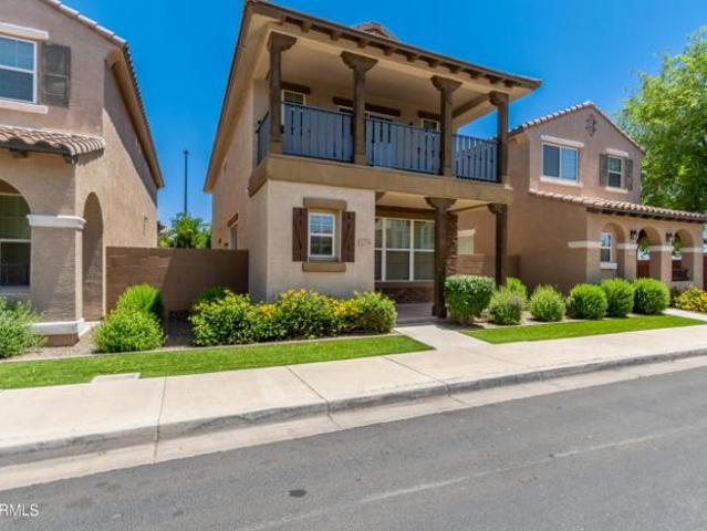 2274 S Deerfield Ln, Gilbert, AZ 85295