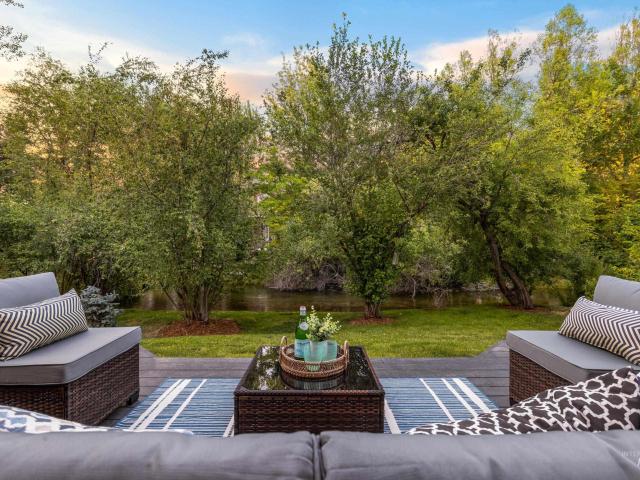 2274 S Swallowtail Lane