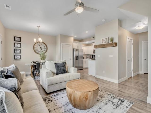 2274 W 2710 S Unit 271, West Haven, UT 84401