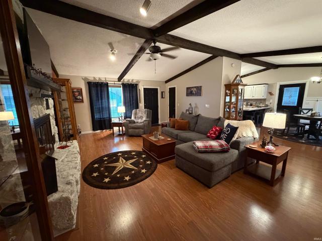 2274 W Maple Drive