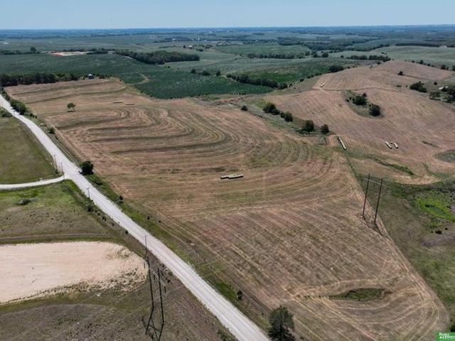 22755 Dune Ct, Gretna, NE 68028