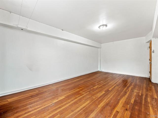 2275 Cruger Ave 3A