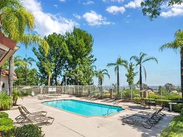 2275 Del Mar Way Unit 306, Corona, CA 92882