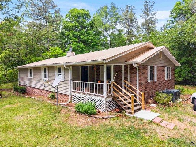 2275 E Houze Rd, Fort Valley, GA 31030