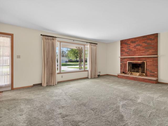 2275 Garden Road