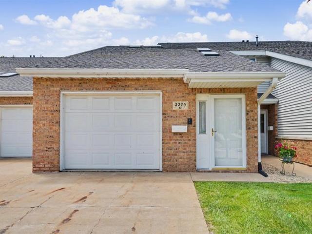 2275 Pasadena Dr Unit 51, Dubuque, IA 52001