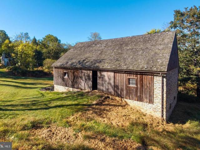 2275 Strasburg Road
