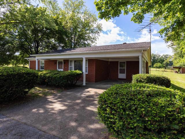 2275 us hwy 211 w