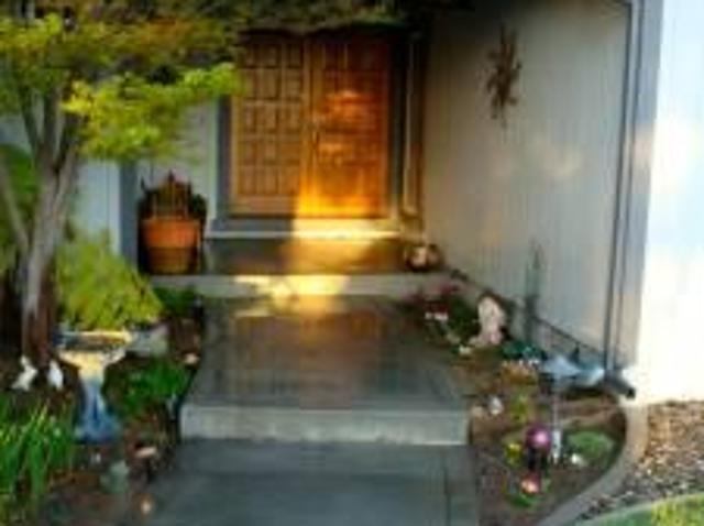 $2275 / 3br 1955ft² HOLLISTER HOME ON 1 ACRE HOLLISTER