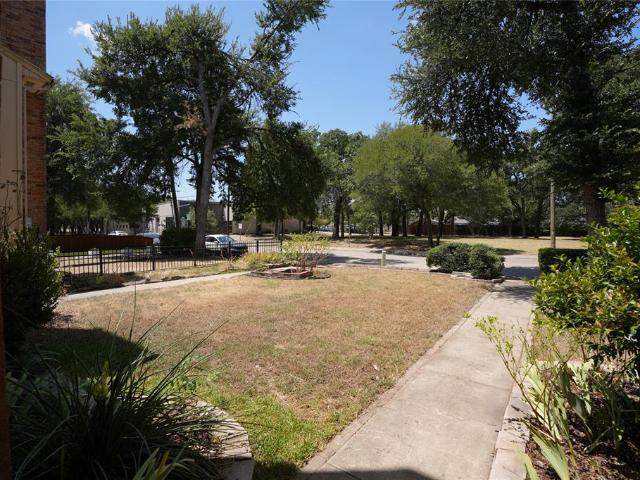 2276 Colony Court