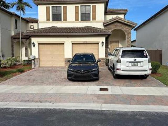 22770 SW 92nd Pl, Cutler Bay, FL 33190