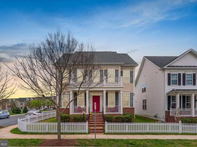 22770 Sweetspire Dr, Clarksburg, MD 20871