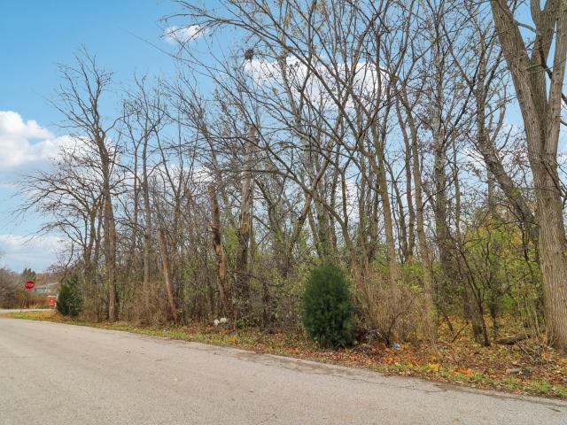 22771 Lake Park Avenue
