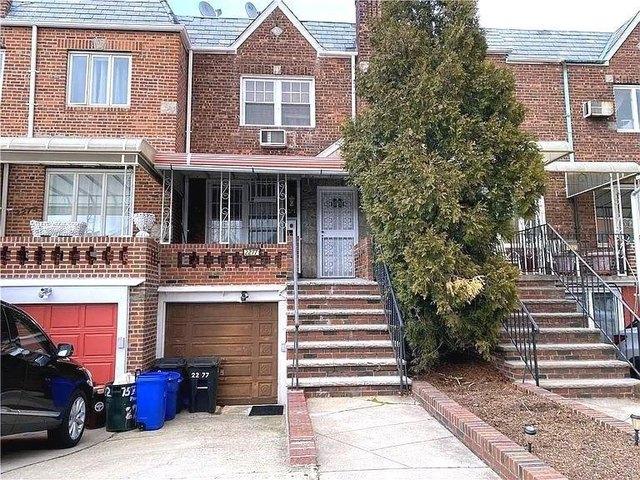 2277 E 28th St, Brooklyn, NY 11229