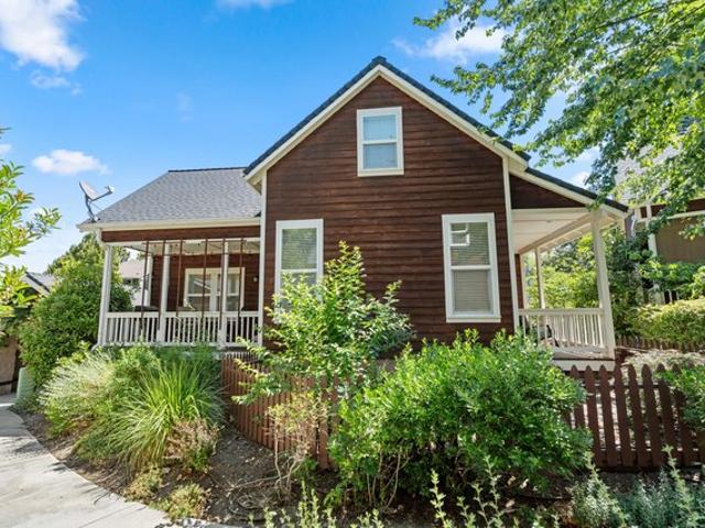 2277 Siskiyou Blvd, Ashland, OR 97520