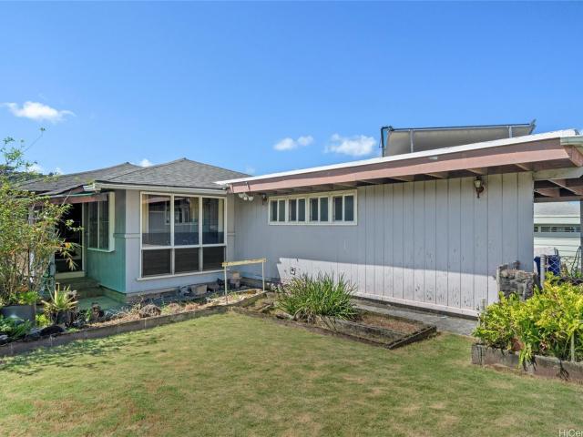 2277 Wilson St, Honolulu, HI 96819 | MLS #202608 | Compass