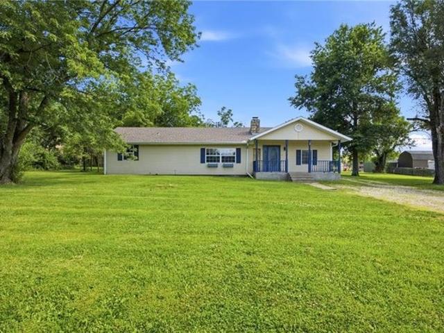 2278 Jayhawk Rd, Fort Scott, KS 66701