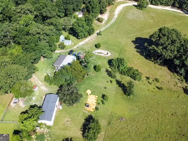 2279 Highway 18 E