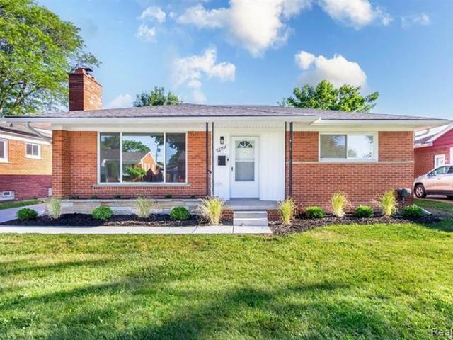 22701 Amherst St, Saint Clair Shores, MI 48081