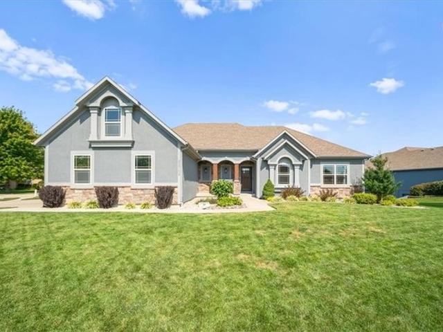 22702 E 41st Ter S, Blue Springs, MO 64015