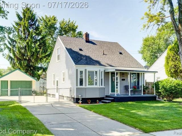 2270 Chestnut St, Ferndale, MI 48220
