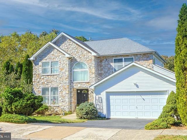 2270 Dale Rd, Huntingdon Valley, PA 19006