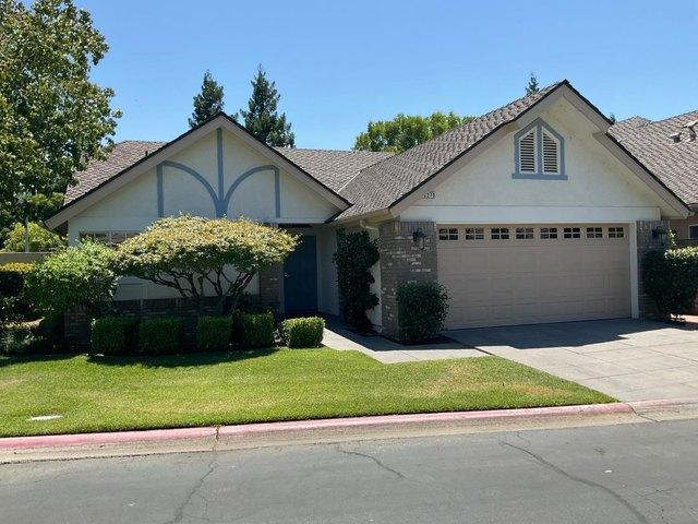 2270 Dawson Cove Ln S, Clovis, CA 93611