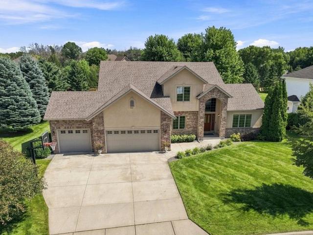 2270 Deer Trail Ln NE, Owatonna, MN 55060