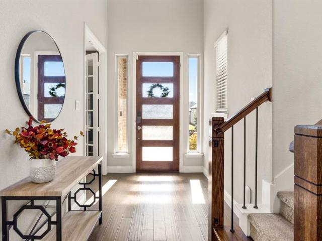 2270 English Ivy Road