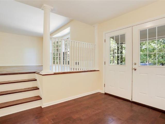 2270 Shawnee Trail