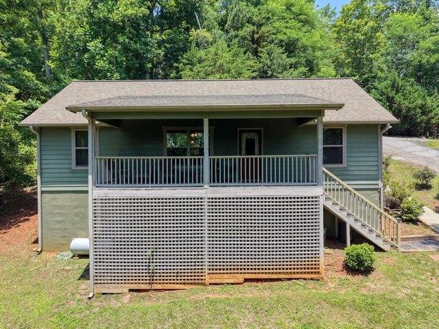 2270 Valley View Dr, Hiawassee, GA 30546