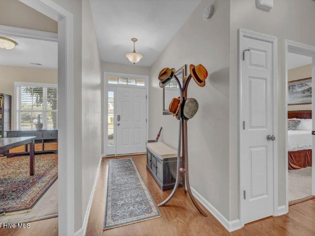 2271 Curly Maple Wynd NE
