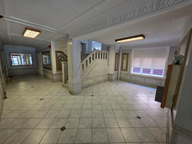 2271 Kennedy Blvd # 306