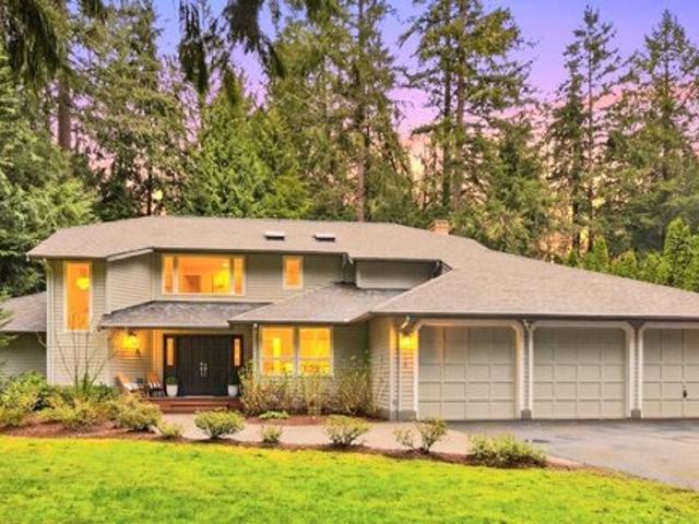 22720 NE 46th St, Redmond, WA 98053
