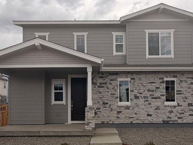 22729 E 47th Dr, Aurora, CO 80019