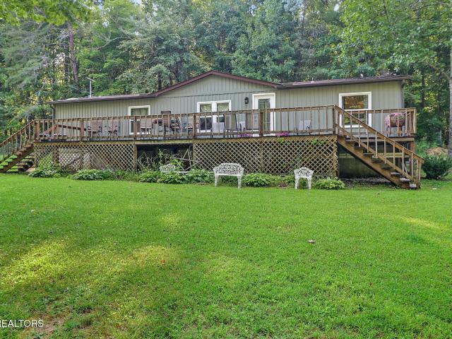 2272 Midway Rd