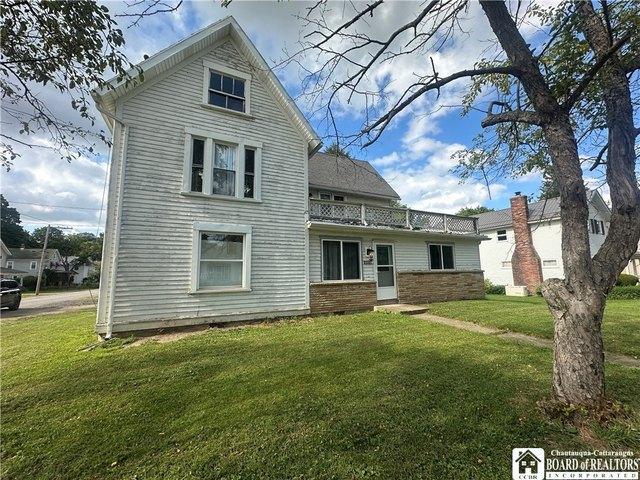 2272 Orchard Pl, Collins, NY 14034