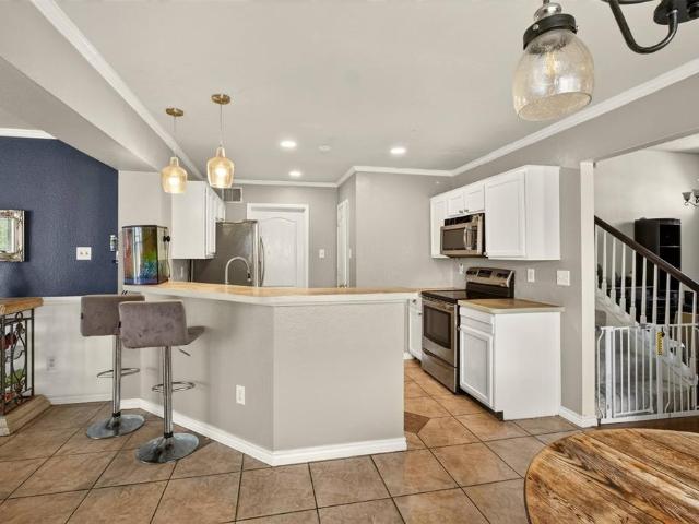 2272 Bresee Drive