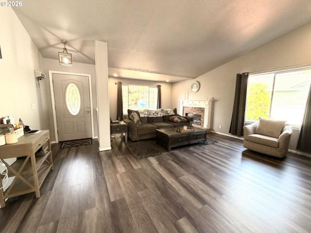 2273 eagle loop