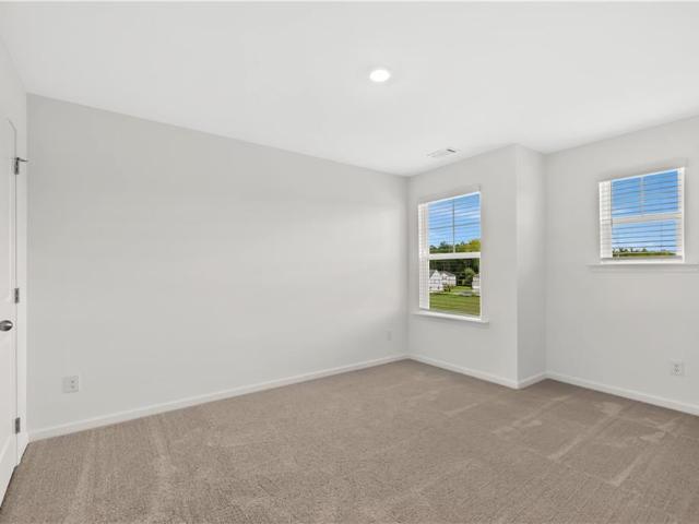 2273 Linden Pass