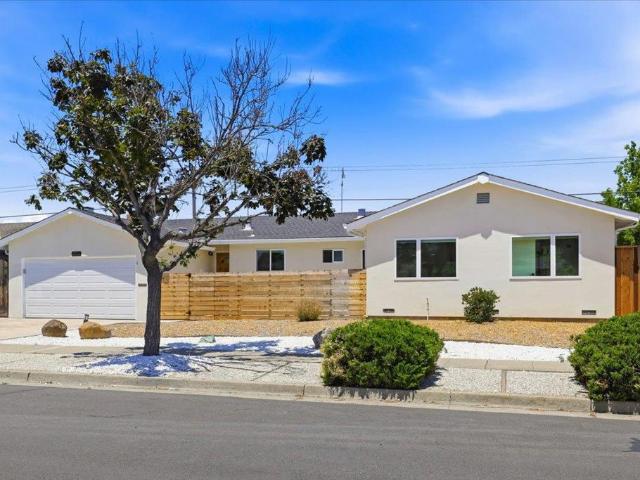 2273 Stratford Drive