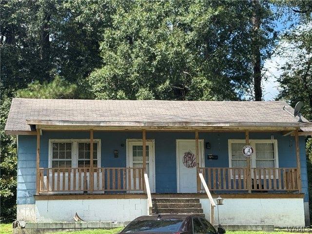 227 3rd Ave NW, Fayette, AL 35555