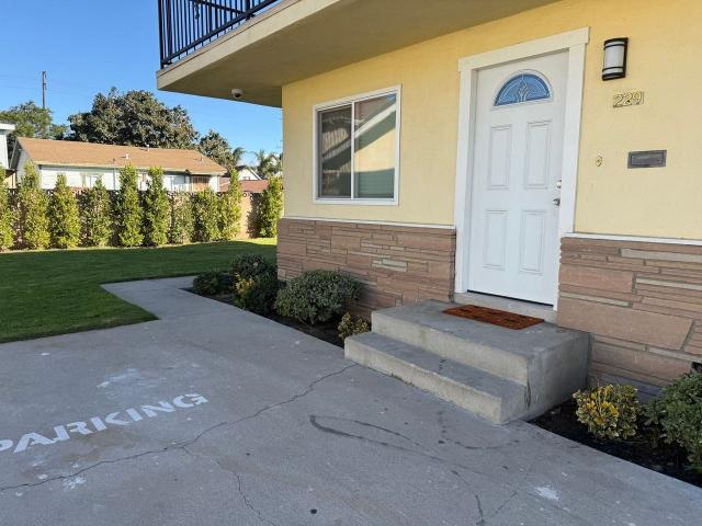 227 233 Wolff Street 2 Bedroom Apartment for Rent at 227 Wolff St, Oxnard, CA 93033 Kamala Park