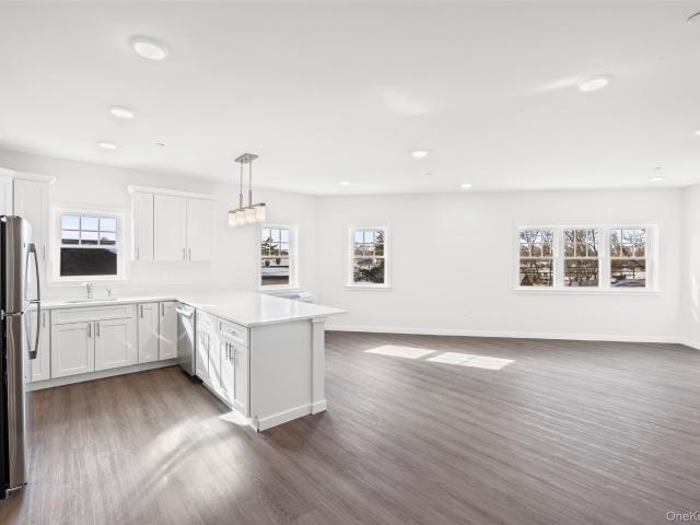 227 4th Avenue 307F