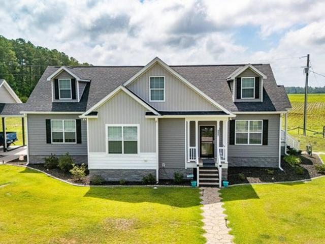 227 Country Club Trl, Trenton, NC 28585